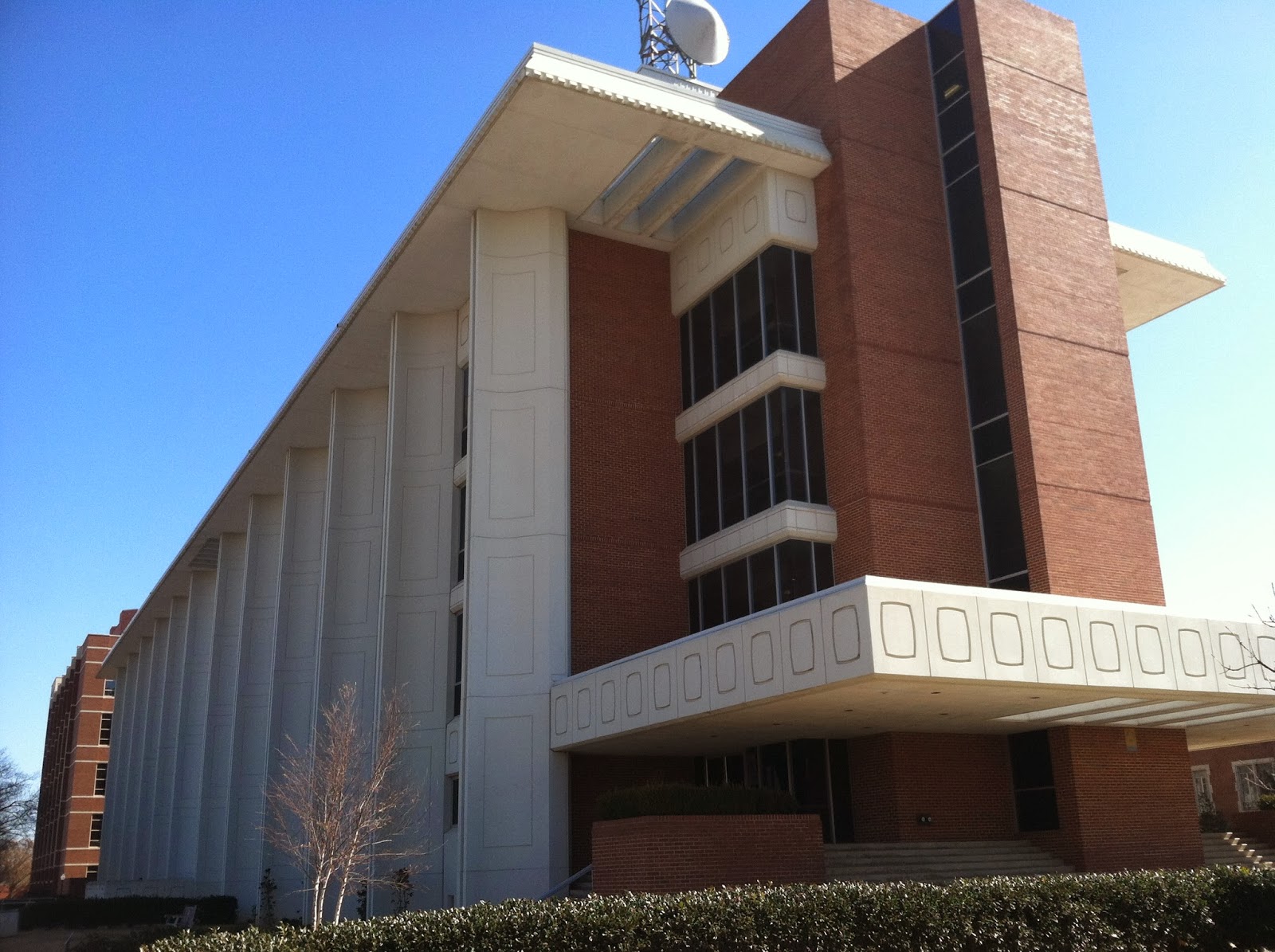 Our Lives and the Buildings In Them: Carson Engineering Center - Nathan ...